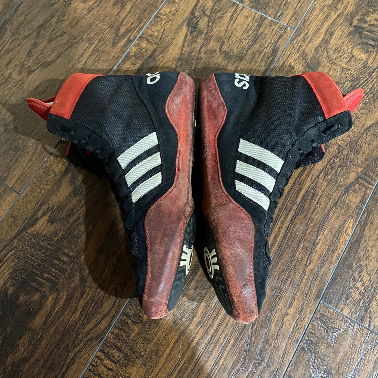 Adidas Original Combat Speeds | Red and Black Colorway